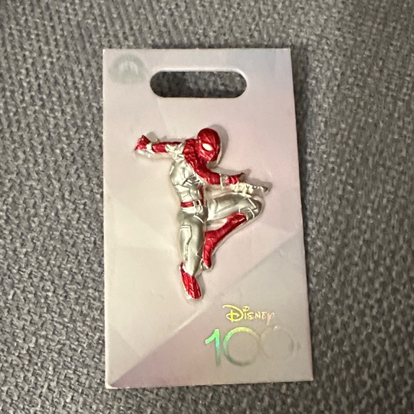 Disney | Jewelry | Disney Red And Silver Spiderman Collectible Pin ...